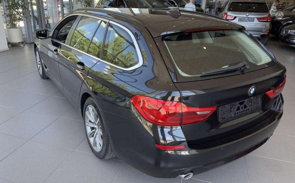 Melns BMW 520 2018 Marijampole, ar dzinēja tilpumu 2.00 L un nobraukumu 174 tūkst. km par 18999 €, foto 7 vietnē AUTOMOTO.COM.LV