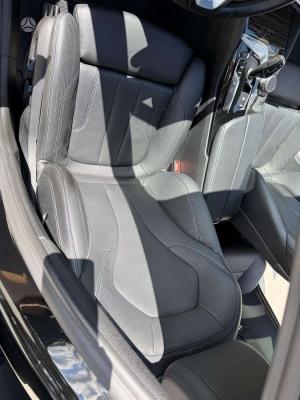 Black BMW 520 2018 in Utena, with an engine capacity of 2.00 L and mileage of 188 thousand km for 18900 €, photo 13 on AUTOMOTO.COM.LV