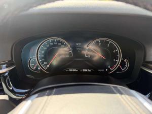 Black BMW 520 2018 in Utena, with an engine capacity of 2.00 L and mileage of 188 thousand km for 18900 €, photo 14 on AUTOMOTO.COM.LV