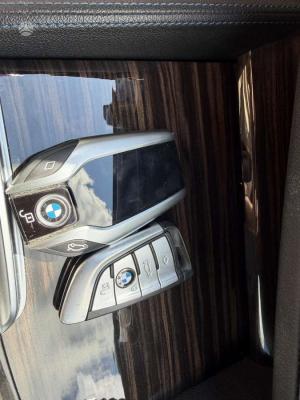 Black BMW 520 2018 in Utena, with an engine capacity of 2.00 L and mileage of 188 thousand km for 18900 €, photo 28 on AUTOMOTO.COM.LV