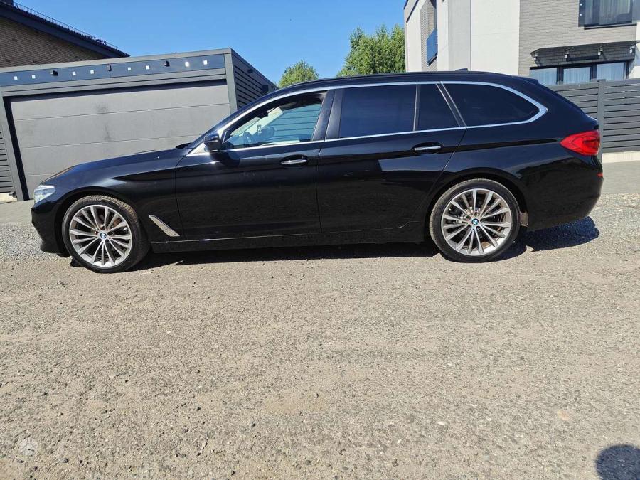 Melns BMW 520 2018 Viļņa, ar dzinēja tilpumu 2.00 L un nobraukumu 280 tūkst. km par 15700 €, foto 10 vietnē AUTOMOTO.COM.LV