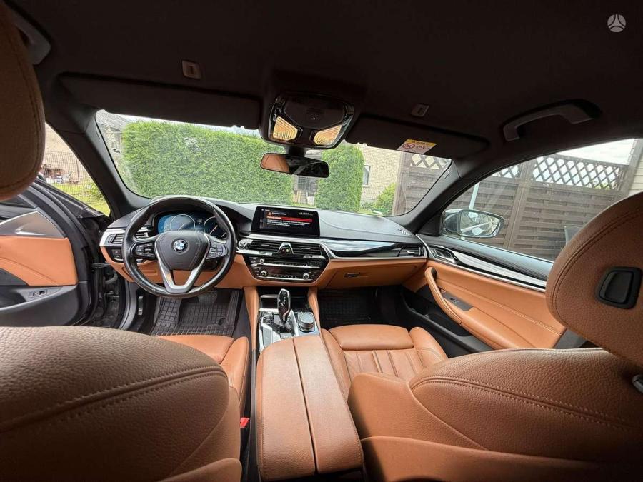 Melns BMW 520 2018 Marijampole, ar dzinēja tilpumu 2.00 L un nobraukumu 244 tūkst. km par 11500 €, foto 3 vietnē AUTOMOTO.COM.LV