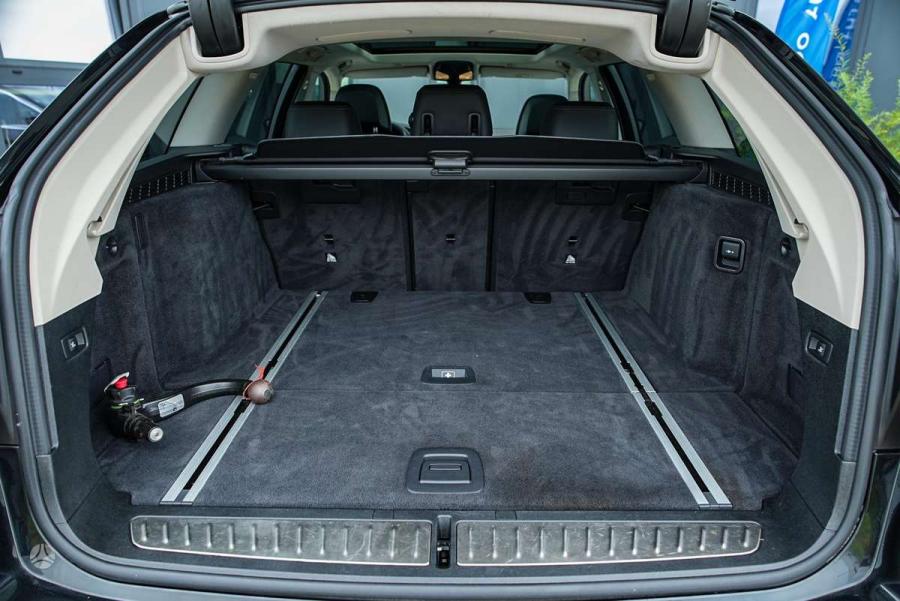 Melns BMW 520 2018 Kauņa, ar dzinēja tilpumu 2.00 L un nobraukumu 193 tūkst. km par 18450 €, foto 15 vietnē AUTOMOTO.COM.LV