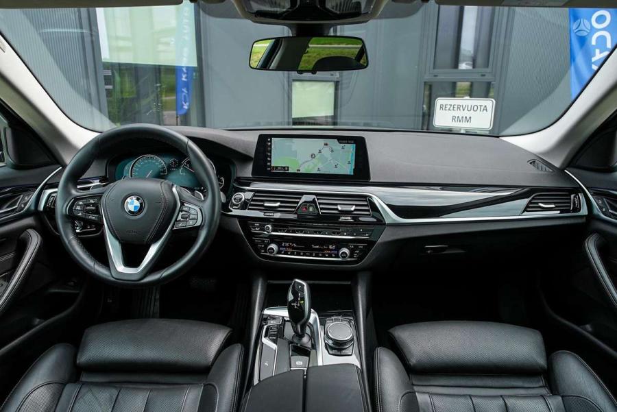 Melns BMW 520 2018 Kauņa, ar dzinēja tilpumu 2.00 L un nobraukumu 193 tūkst. km par 18450 €, foto 17 vietnē AUTOMOTO.COM.LV