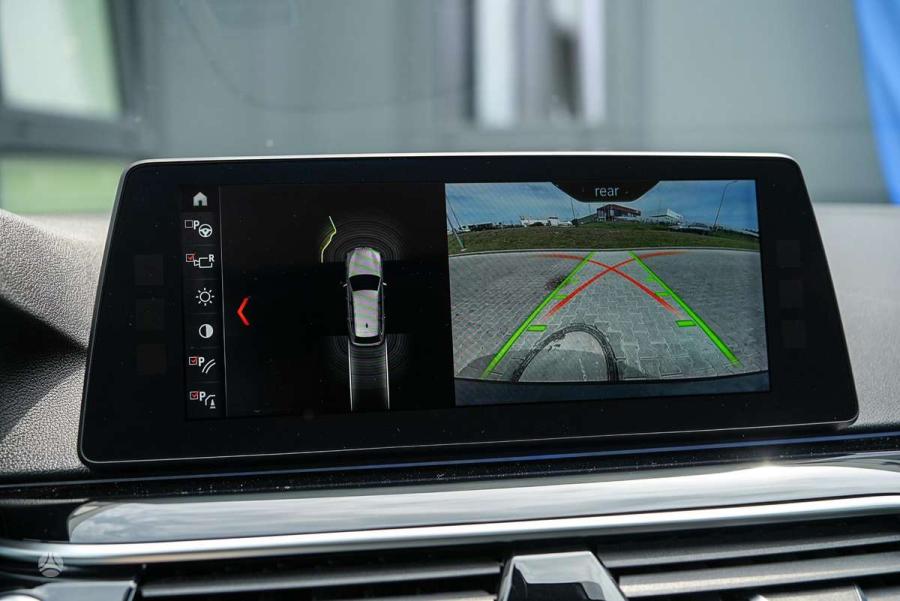 Melns BMW 520 2018 Kauņa, ar dzinēja tilpumu 2.00 L un nobraukumu 193 tūkst. km par 18450 €, foto 20 vietnē AUTOMOTO.COM.LV
