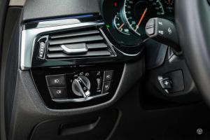 Melns BMW 520 2018 Kauņa, ar dzinēja tilpumu 2.00 L un nobraukumu 193 tūkst. km par 18450 €, foto 30 vietnē AUTOMOTO.COM.LV