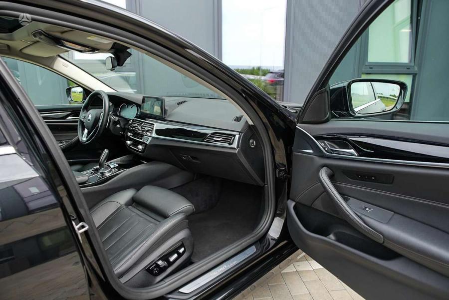 Melns BMW 520 2018 Kauņa, ar dzinēja tilpumu 2.00 L un nobraukumu 193 tūkst. km par 18450 €, foto 37 vietnē AUTOMOTO.COM.LV