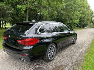 Black BMW 520 2018 in Kaunas, with an engine capacity of 2.00 L and mileage of 200 thousand km for 18750 €, photo 6 on AUTOMOTO.COM.LV