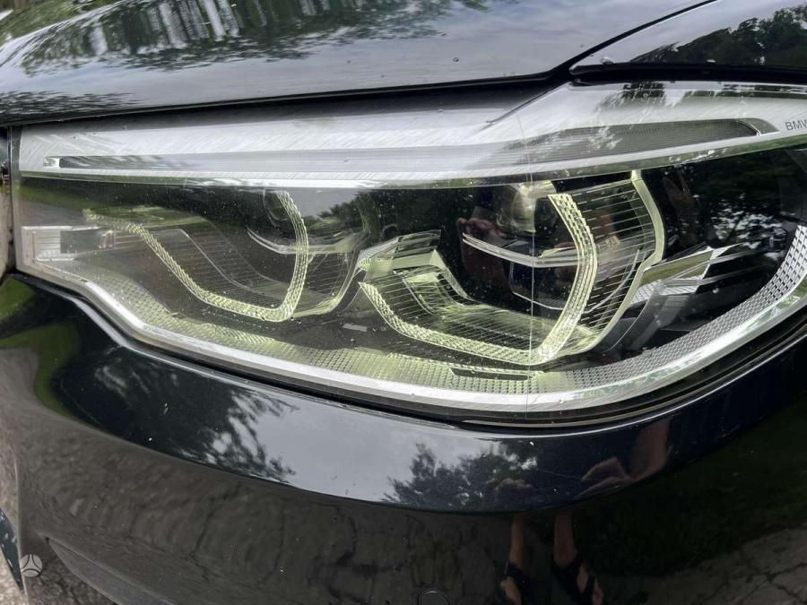 Black BMW 520 2018 in Kaunas, with an engine capacity of 2.00 L and mileage of 200 thousand km for 18750 €, photo 30 on AUTOMOTO.COM.LV