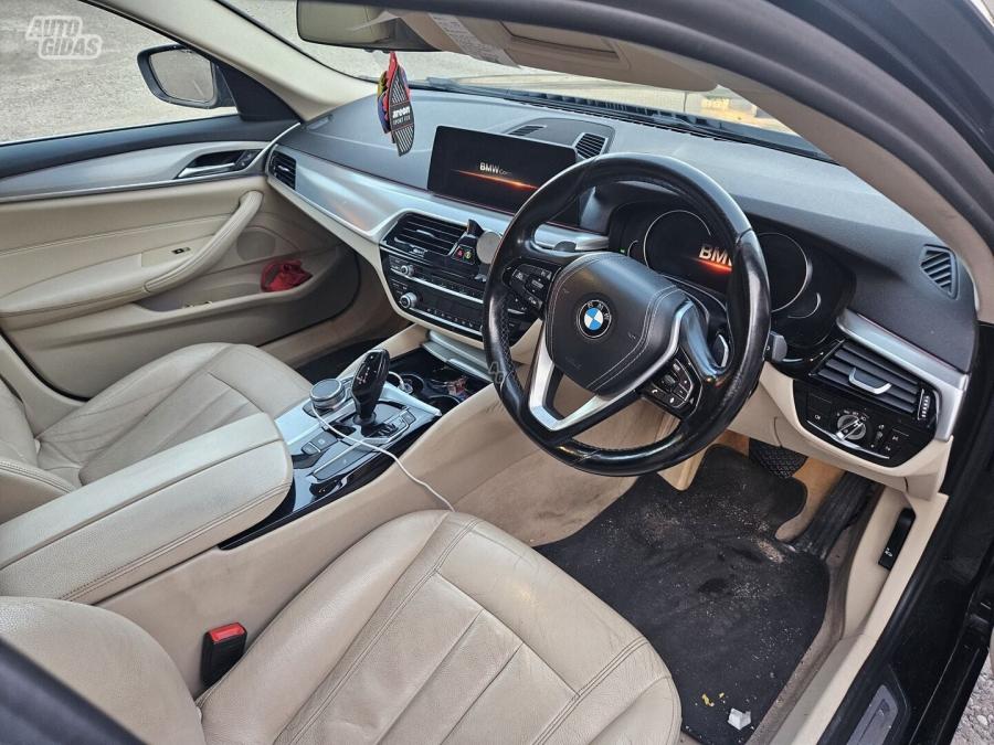 Melns BMW 520 2018 Šakiai, ar dzinēja tilpumu 2.00 L un nobraukumu 399 tūkst. km par 7500 €, foto 9 vietnē AUTOMOTO.COM.LV