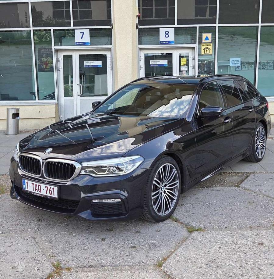 Melns BMW 520 2018 Elektrėnai, ar dzinēja tilpumu 2.00 L un nobraukumu 306 tūkst. km par 16900 €, foto 1 vietnē AUTOMOTO.COM.LV