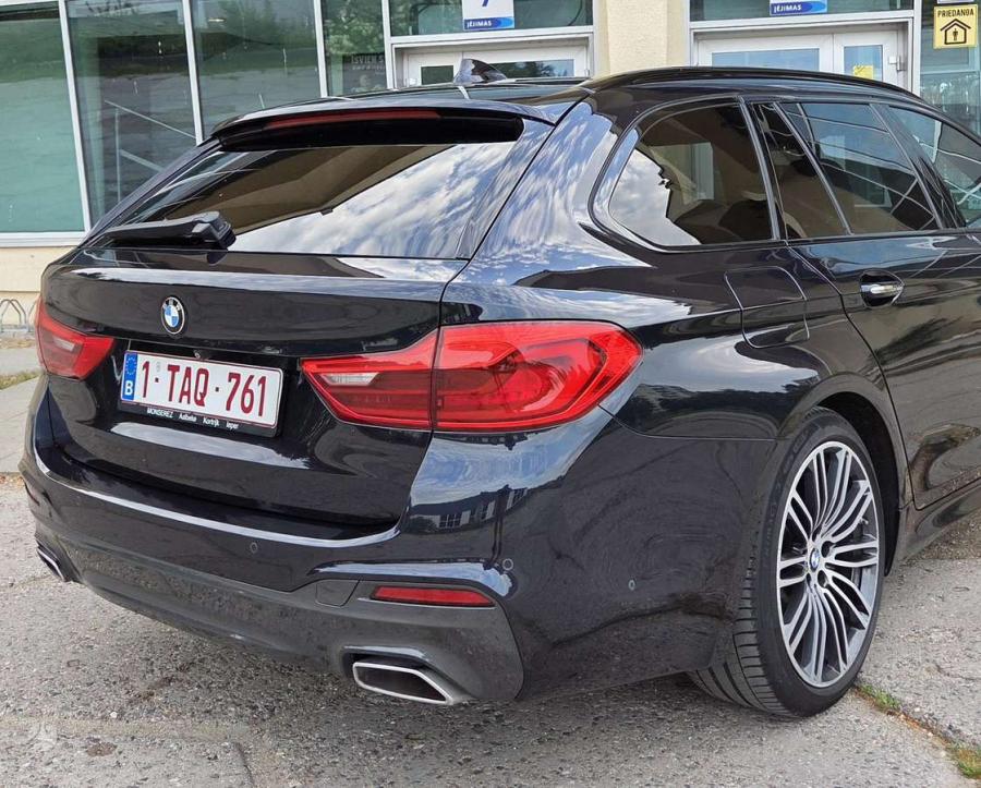 Melns BMW 520 2018 Elektrėnai, ar dzinēja tilpumu 2.00 L un nobraukumu 306 tūkst. km par 16900 €, foto 10 vietnē AUTOMOTO.COM.LV