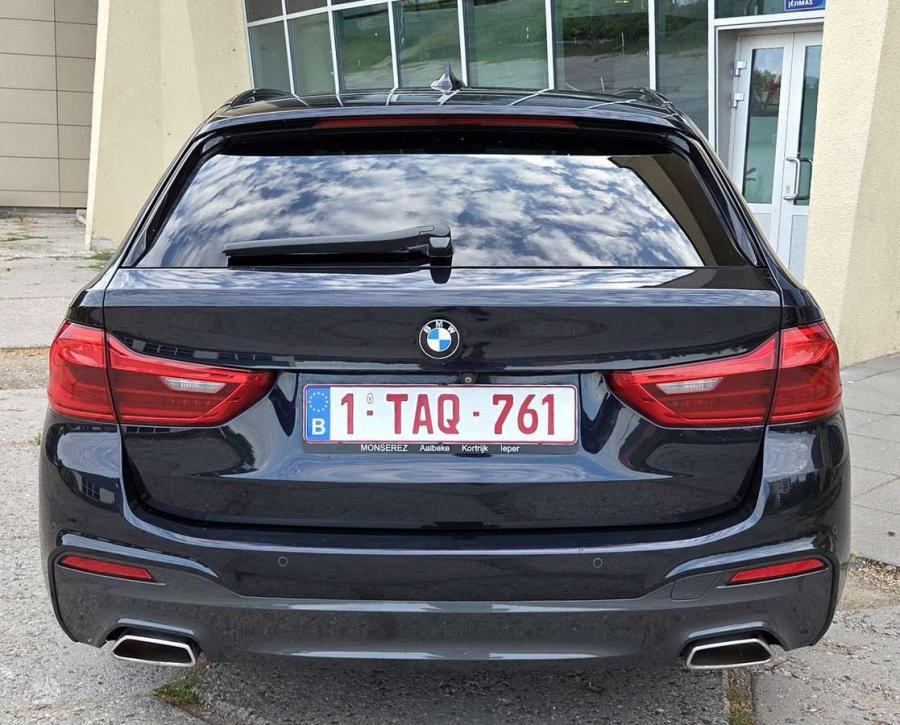 Melns BMW 520 2018 Elektrėnai, ar dzinēja tilpumu 2.00 L un nobraukumu 306 tūkst. km par 16900 €, foto 11 vietnē AUTOMOTO.COM.LV