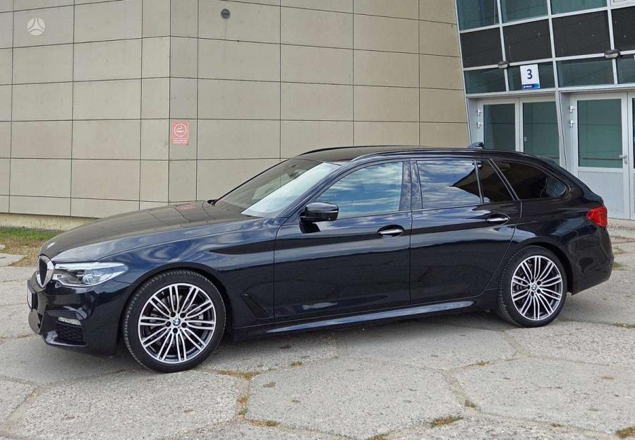 Melns BMW 520 2018 Elektrėnai, ar dzinēja tilpumu 2.00 L un nobraukumu 306 tūkst. km par 16900 €, foto 13 vietnē AUTOMOTO.COM.LV