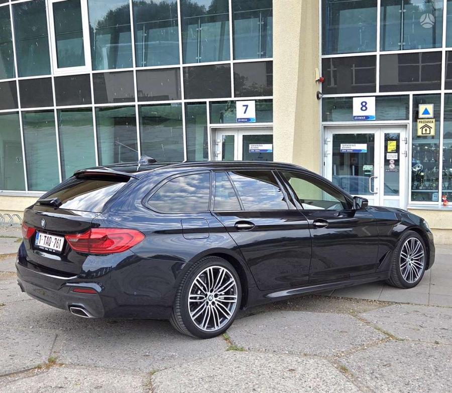 Melns BMW 520 2018 Elektrėnai, ar dzinēja tilpumu 2.00 L un nobraukumu 306 tūkst. km par 16900 €, foto 15 vietnē AUTOMOTO.COM.LV