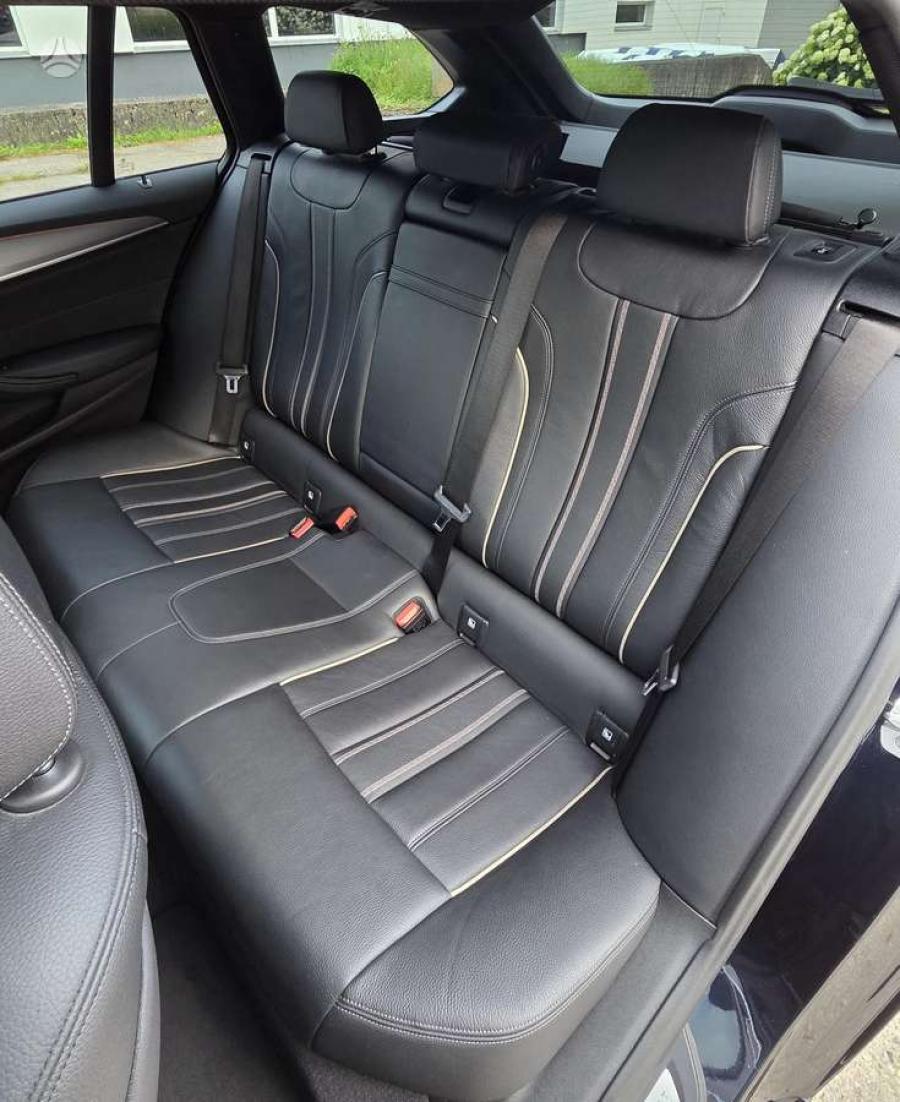 Melns BMW 520 2018 Elektrėnai, ar dzinēja tilpumu 2.00 L un nobraukumu 306 tūkst. km par 16900 €, foto 28 vietnē AUTOMOTO.COM.LV