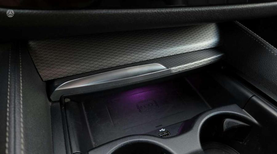 Melns BMW 520 2018 Elektrėnai, ar dzinēja tilpumu 2.00 L un nobraukumu 306 tūkst. km par 16900 €, foto 47 vietnē AUTOMOTO.COM.LV