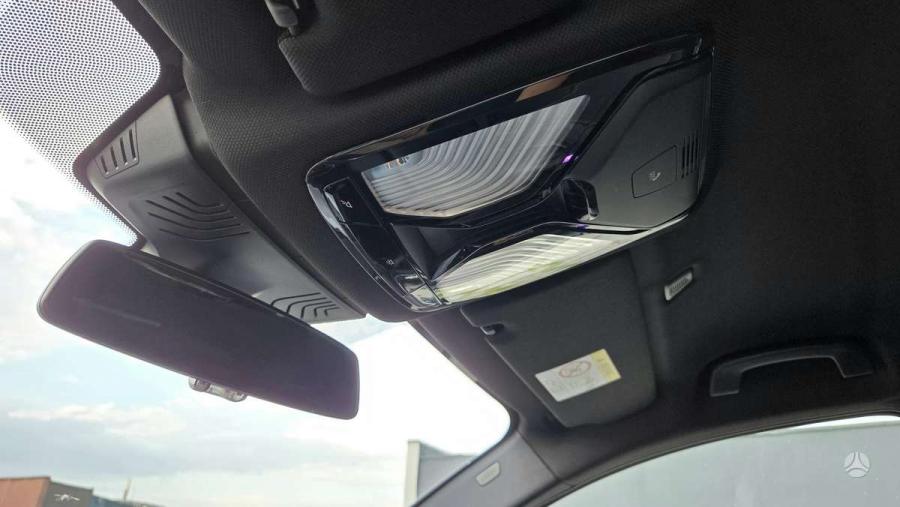 Melns BMW 520 2018 Elektrėnai, ar dzinēja tilpumu 2.00 L un nobraukumu 306 tūkst. km par 16900 €, foto 48 vietnē AUTOMOTO.COM.LV