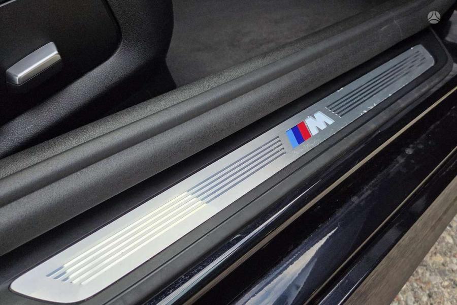 Melns BMW 520 2018 Elektrėnai, ar dzinēja tilpumu 2.00 L un nobraukumu 306 tūkst. km par 16900 €, foto 50 vietnē AUTOMOTO.COM.LV