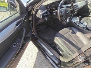 Black BMW 520 2018 in Vilnius, with an engine capacity of 2.00 L and mileage of 280 thousand km for 14150 €, photo 15 on AUTOMOTO.COM.LV