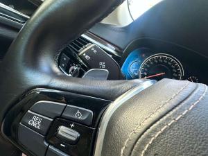Melns BMW 520 2018 Viļņa, ar dzinēja tilpumu 2.00 L un nobraukumu 299 tūkst. km par 15299 €, foto 24 vietnē AUTOMOTO.COM.LV