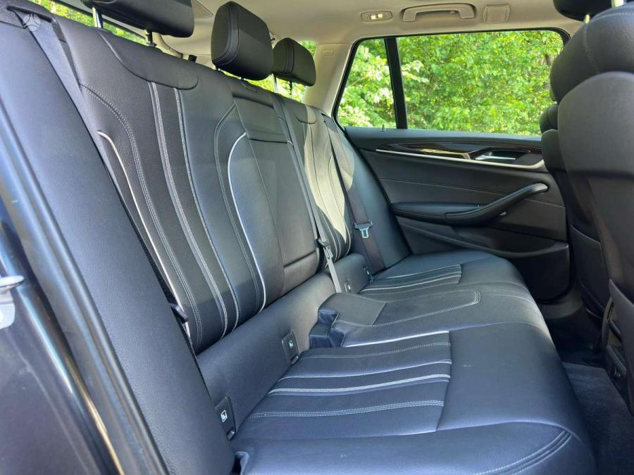 Melns BMW 520 2018 Viļņa, ar dzinēja tilpumu 2.00 L un nobraukumu 299 tūkst. km par 15299 €, foto 30 vietnē AUTOMOTO.COM.LV
