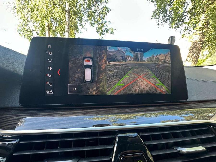 Melns BMW 520 2018 Viļņa, ar dzinēja tilpumu 2.00 L un nobraukumu 299 tūkst. km par 15299 €, foto 39 vietnē AUTOMOTO.COM.LV