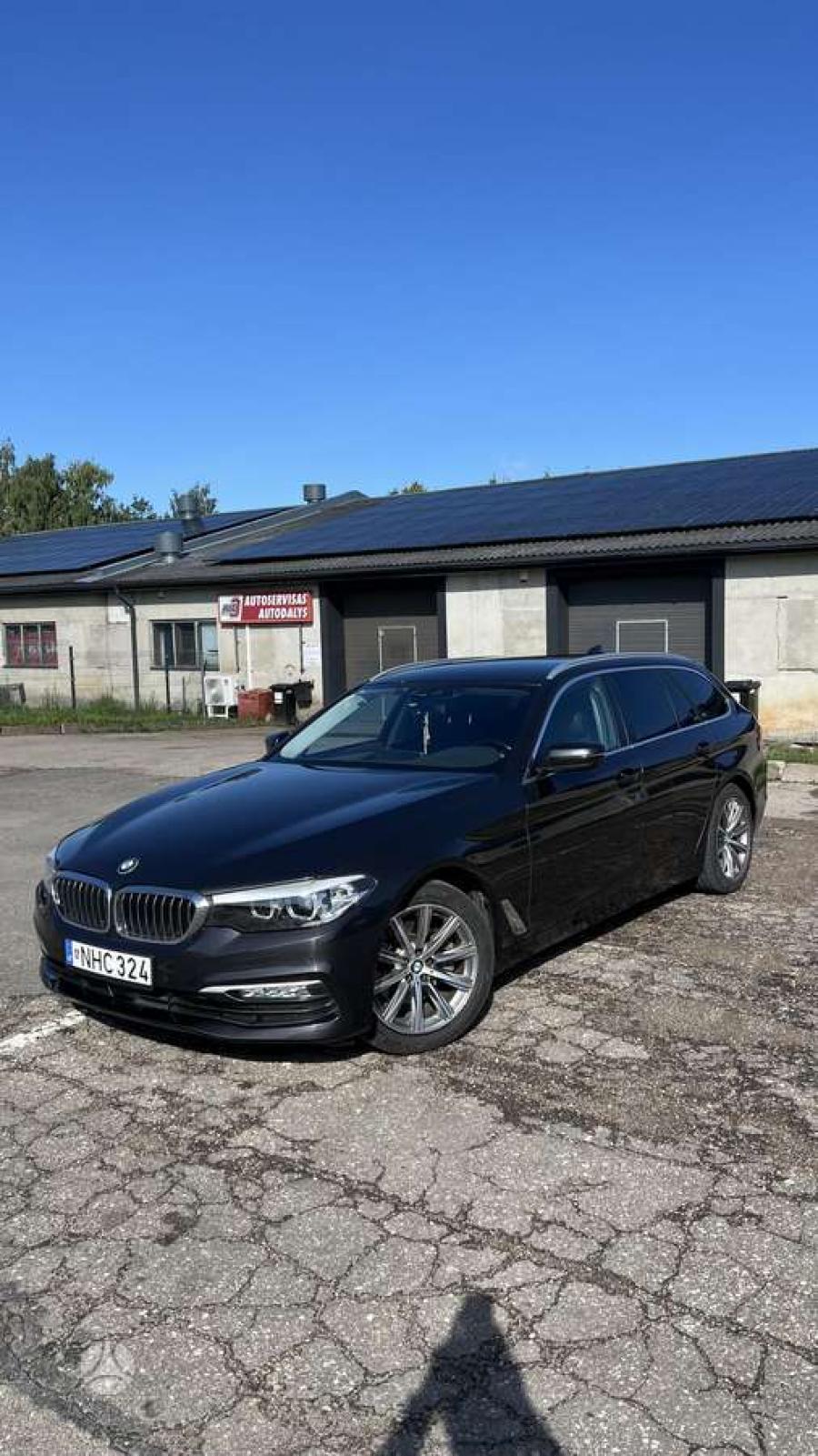 Melns BMW 520 2018 Šauļi, ar dzinēja tilpumu 2.00 L un nobraukumu 229 tūkst. km par 14700 €, foto 1 vietnē AUTOMOTO.COM.LV