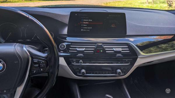 Black BMW 520 2018 in Vilnius, with an engine capacity of 2.00 L and mileage of 150 thousand km for 16500 €, photo 9 on AUTOMOTO.COM.LV