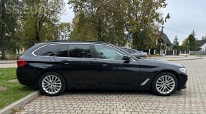 Black BMW 520 2018 in Riga, with an engine capacity of 2.00 L and mileage of 262 thousand km for 16200 €, photo 5 on AUTOMOTO.COM.LV