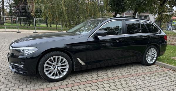 Black BMW 520 2018 in Riga, with an engine capacity of 2.00 L and mileage of 262 thousand km for 16200 €, photo 6 on AUTOMOTO.COM.LV