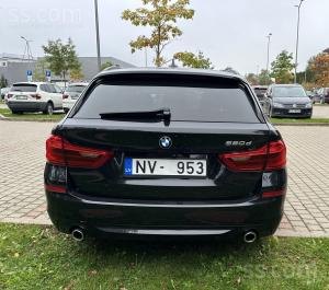 Black BMW 520 2018 in Riga, with an engine capacity of 2.00 L and mileage of 262 thousand km for 16200 €, photo 8 on AUTOMOTO.COM.LV