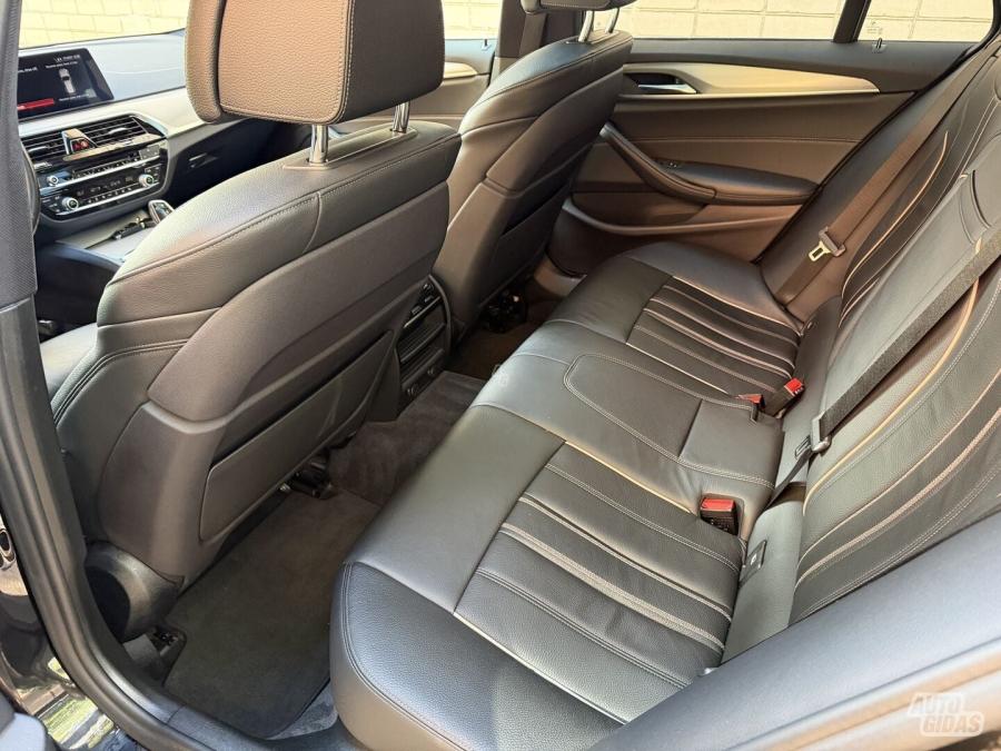 Melns BMW 520 2018 Kauņa, ar dzinēja tilpumu 2.00 L un nobraukumu 200 tūkst. km par 17950 €, foto 17 vietnē AUTOMOTO.COM.LV