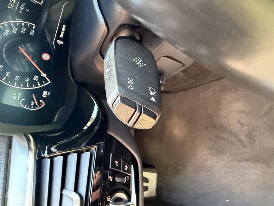Melns BMW 520 2018 Kauņa, ar dzinēja tilpumu 2.00 L un nobraukumu 200 tūkst. km par 17950 €, foto 20 vietnē AUTOMOTO.COM.LV