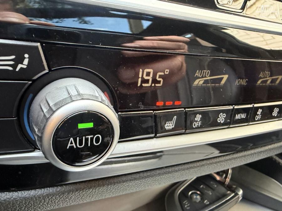 Melns BMW 520 2018 Kauņa, ar dzinēja tilpumu 2.00 L un nobraukumu 200 tūkst. km par 17950 €, foto 30 vietnē AUTOMOTO.COM.LV