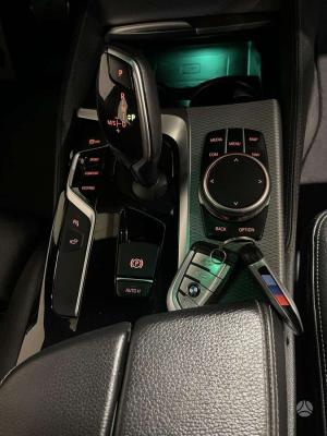 Black BMW 520 2018 in Klaipeda, with an engine capacity of 2.00 L and mileage of 281 thousand km for 15500 €, photo 24 on AUTOMOTO.COM.LV