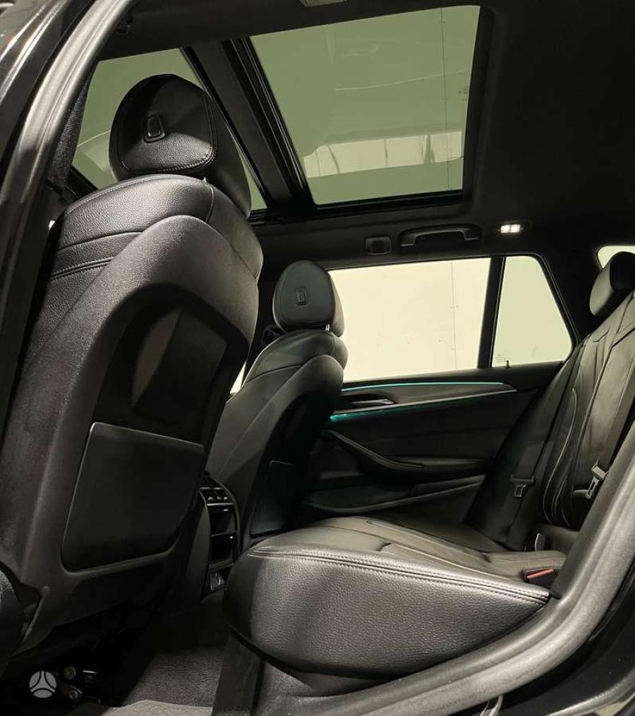 Black BMW 520 2018 in Klaipeda, with an engine capacity of 2.00 L and mileage of 281 thousand km for 15500 €, photo 35 on AUTOMOTO.COM.LV