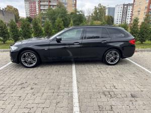 Black BMW 520 2018 in Riga, with an engine capacity of 2.00 L and mileage of 194 thousand km for 15700 €, photo 6 on AUTOMOTO.COM.LV