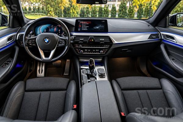 Melns BMW 520 2018 Rīga, ar dzinēja tilpumu 2.00 L un nobraukumu 194 tūkst. km par 15700 €, foto 9 vietnē AUTOMOTO.COM.LV