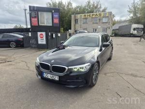 Black BMW 520 2018 in Riga, with an engine capacity of 2.00 L and mileage of 207 thousand km for 17990 €, photo 1 on AUTOMOTO.COM.LV