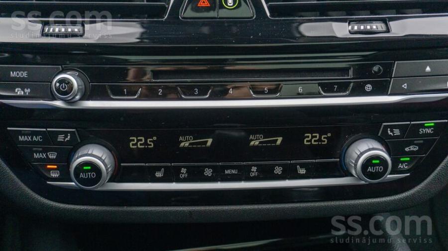 Black BMW 520 2018 in Riga, with an engine capacity of 2.00 L and mileage of 207 thousand km for 17990 €, photo 18 on AUTOMOTO.COM.LV