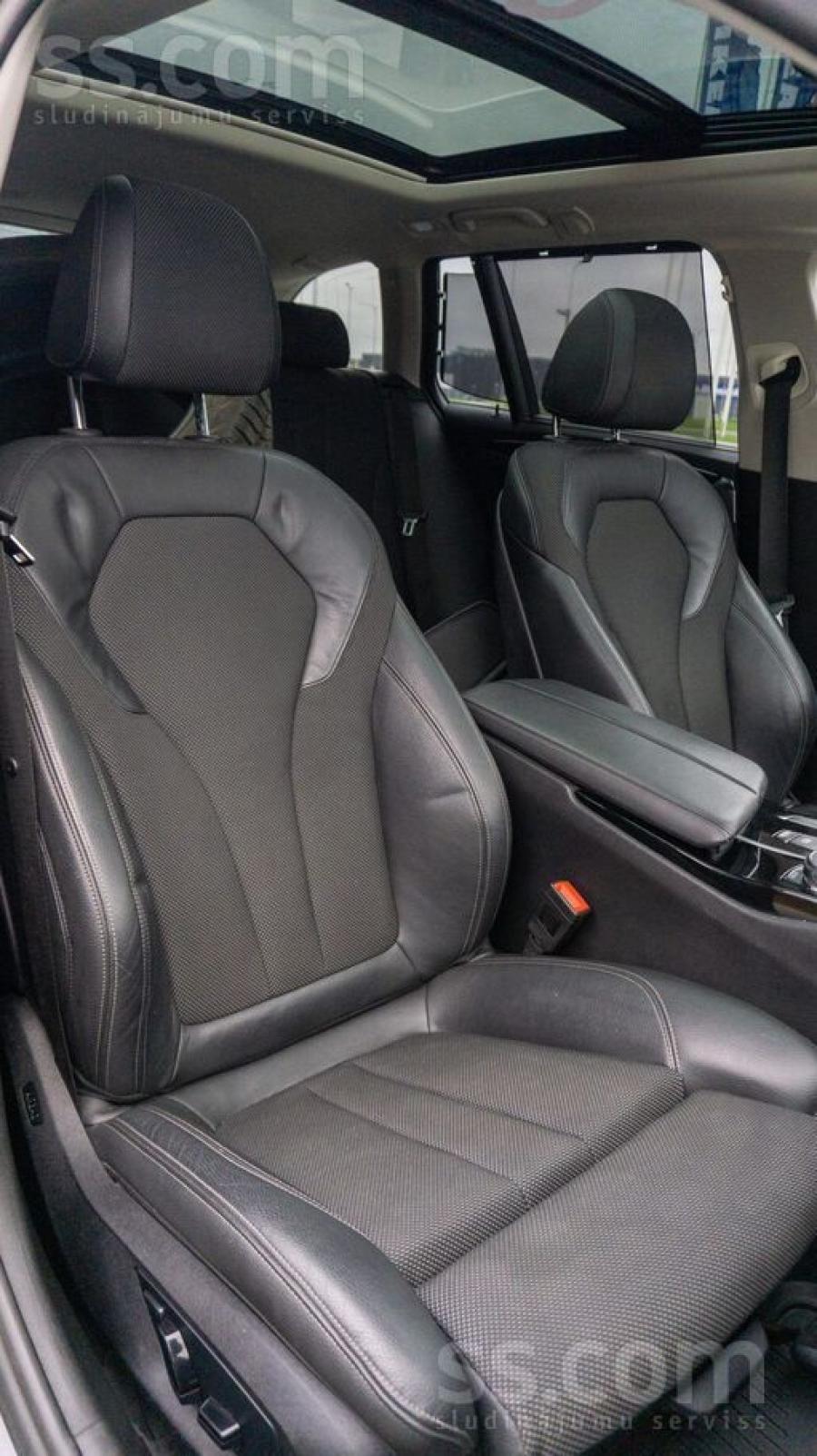 Black BMW 520 2018 in Riga, with an engine capacity of 2.00 L and mileage of 207 thousand km for 17990 €, photo 29 on AUTOMOTO.COM.LV