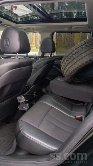 Black BMW 520 2018 in Riga, with an engine capacity of 2.00 L and mileage of 207 thousand km for 17990 €, photo 30 on AUTOMOTO.COM.LV