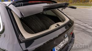 Black BMW 520 2018 in Riga, with an engine capacity of 2.00 L and mileage of 207 thousand km for 17990 €, photo 31 on AUTOMOTO.COM.LV