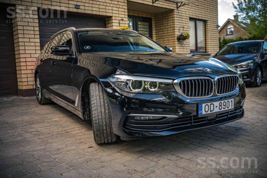 Black BMW 520 2019 in Jelgava, with an engine capacity of 2.00 L and mileage of 88 thousand km for 20950 €, photo 4 on AUTOMOTO.COM.LV