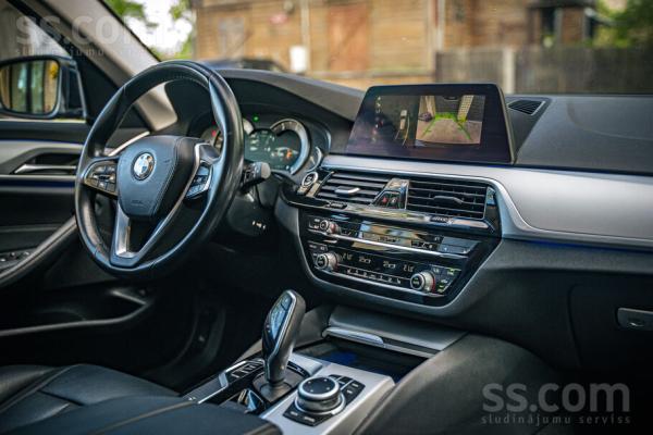 Melns BMW 520 2019 Jelgava, ar dzinēja tilpumu 2.00 L un nobraukumu 88 tūkst. km par 20950 €, foto 10 vietnē AUTOMOTO.COM.LV