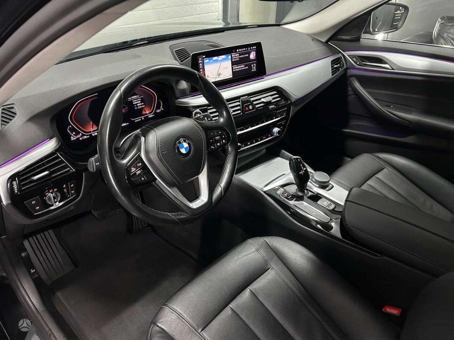 Melns BMW 520 2019 Utena, ar dzinēja tilpumu 2.00 L un nobraukumu 145 tūkst. km par 16950 €, foto 16 vietnē AUTOMOTO.COM.LV