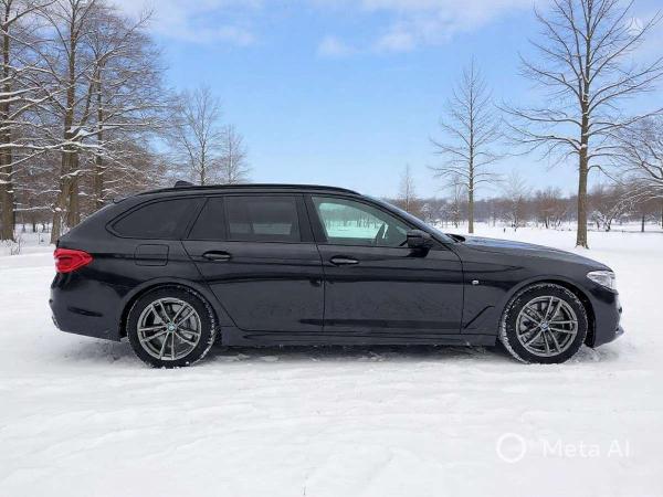Black BMW 520 2019 in Klaipeda, with an engine capacity of 2.00 L and mileage of 257 thousand km for 21175 €, photo 7 on AUTOMOTO.COM.LV