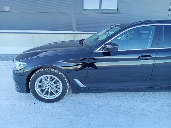 Black BMW 520 2019 in Siauliai, with an engine capacity of 2.00 L and mileage of 177 thousand km for 16900 €, photo 4 on AUTOMOTO.COM.LV