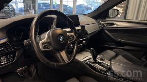 Black BMW 520 2019 in Riga, with an engine capacity of 2.00 L and mileage of 224 thousand km for 19990 €, photo 8 on AUTOMOTO.COM.LV